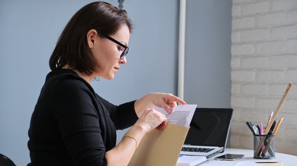 Is It Illegal to Open Your Spouse's Mail Without Their Permission ...